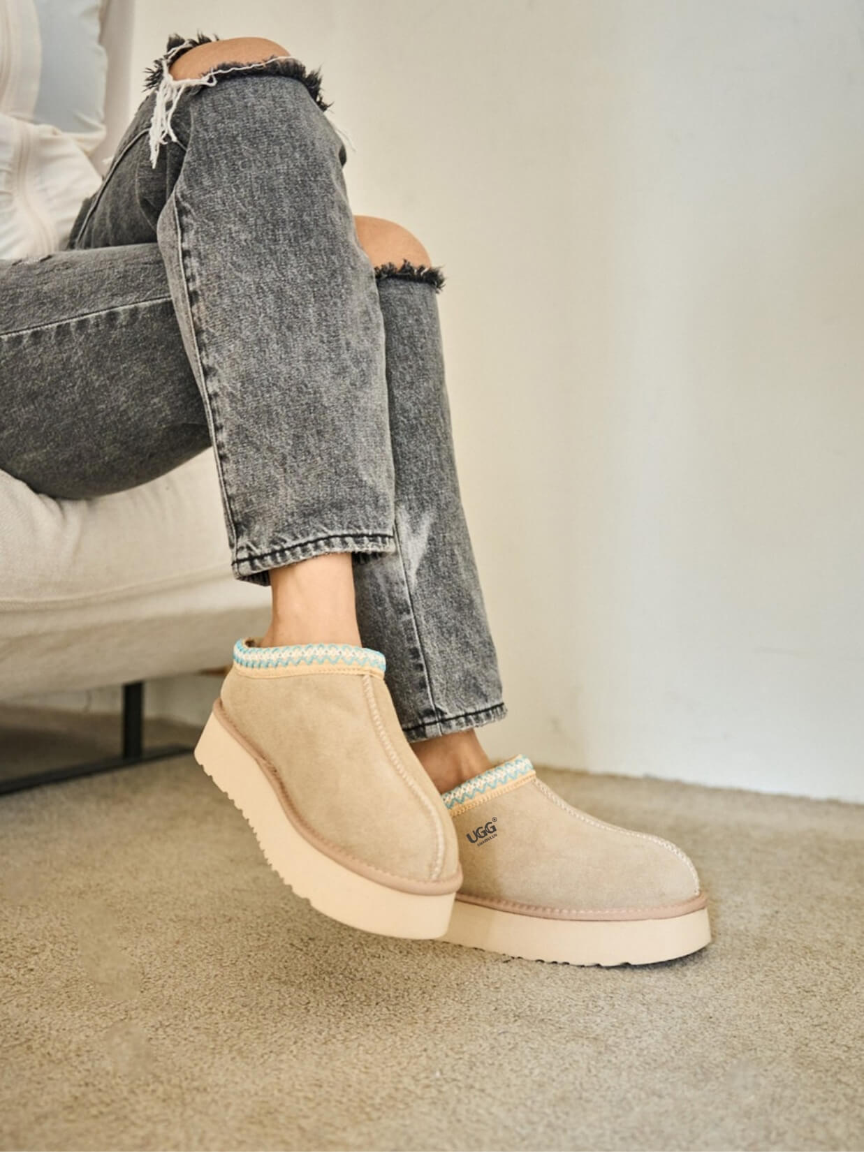 Smaibulun Ugg | Tazzy Mini Platform Low Ankle Slippers - neutral ...